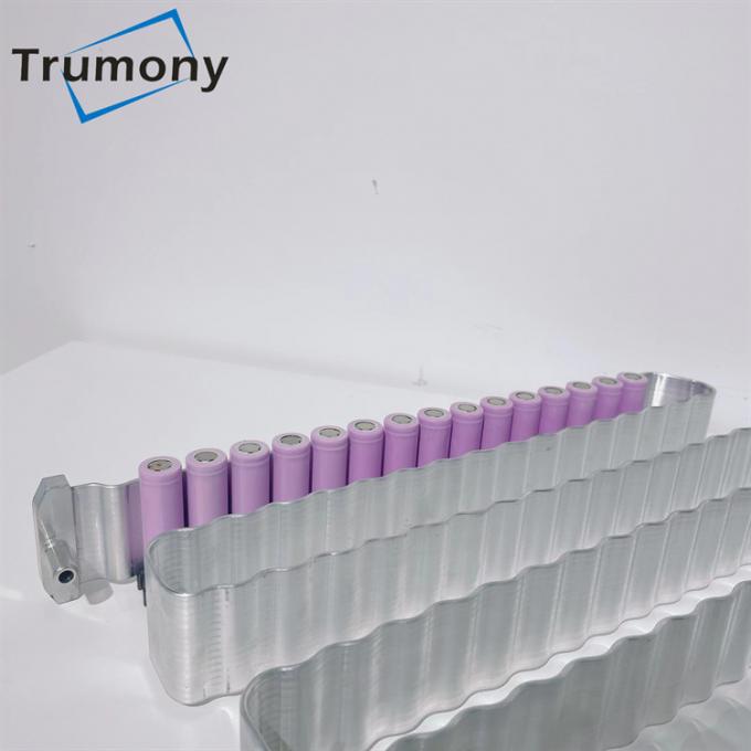 32700 Cylindrical Cells Battery Cooling Pack Snake Tube Plates For ...
